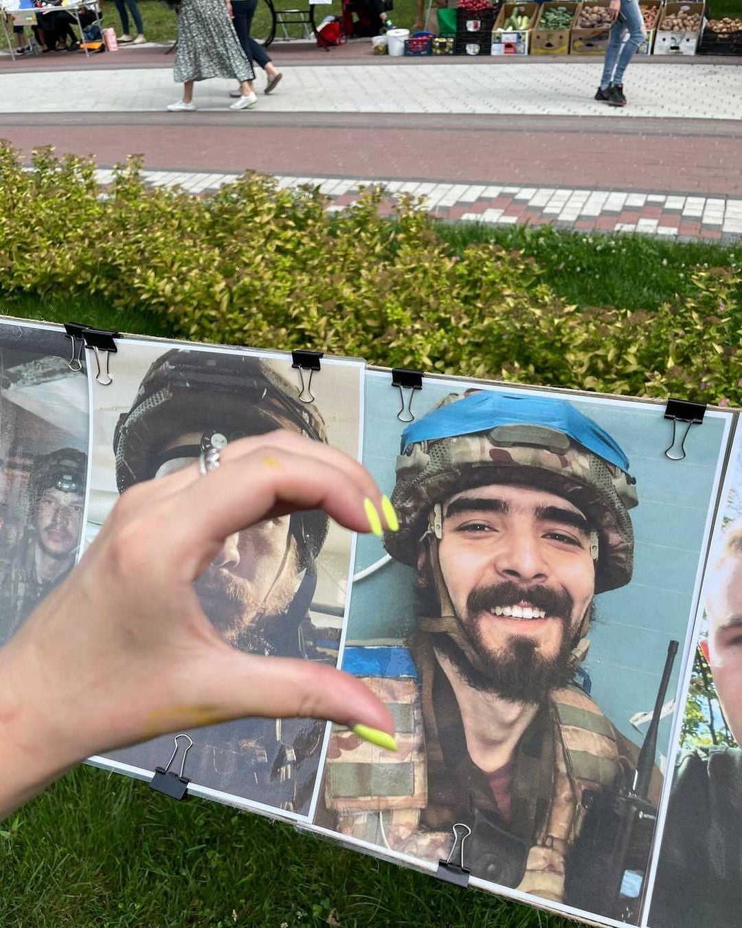 Azovstal paramedic shows the first happy photos after 227 days of ...