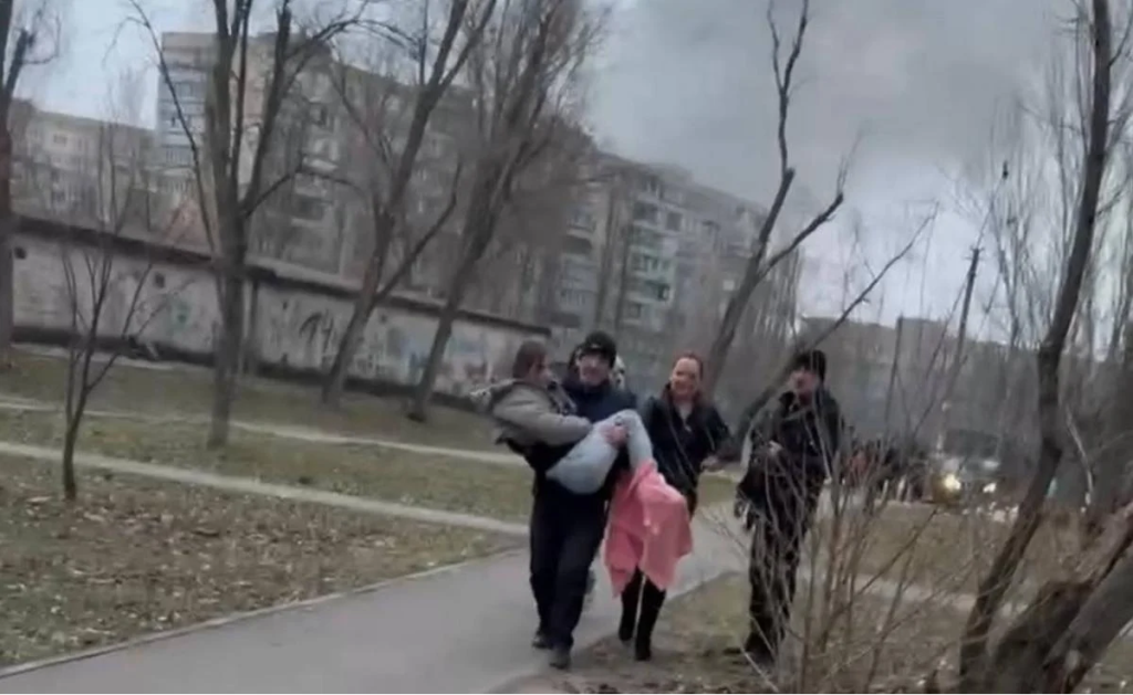 Russian terror: at least 5 killed and 27 wounded as a missile hit an ...